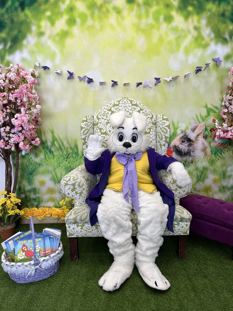 Easter Bunny at Cross County Center | Cross County Center ...