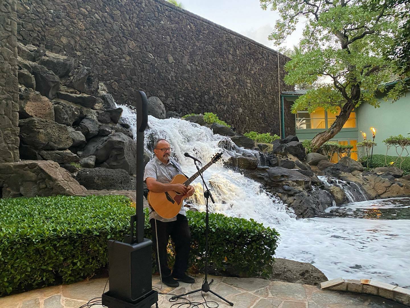 Musician Stan Albrecht Performs at BASALT Restaurant @ Dukes Lane ...
